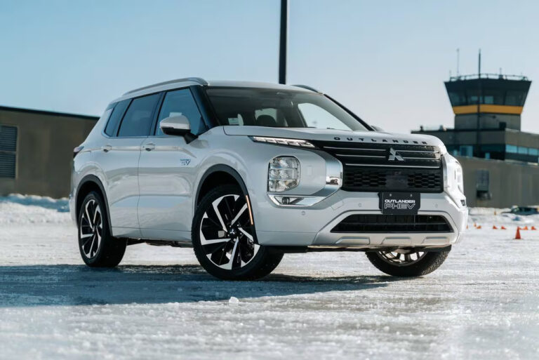 2025 Mitsubishi Outlander PHEV Prices in Vancouver – CarCostCanada®
